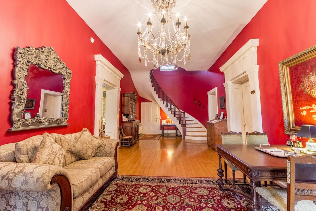 The 10 BEST Bardstown Bourbon Distilleries To Visit & More